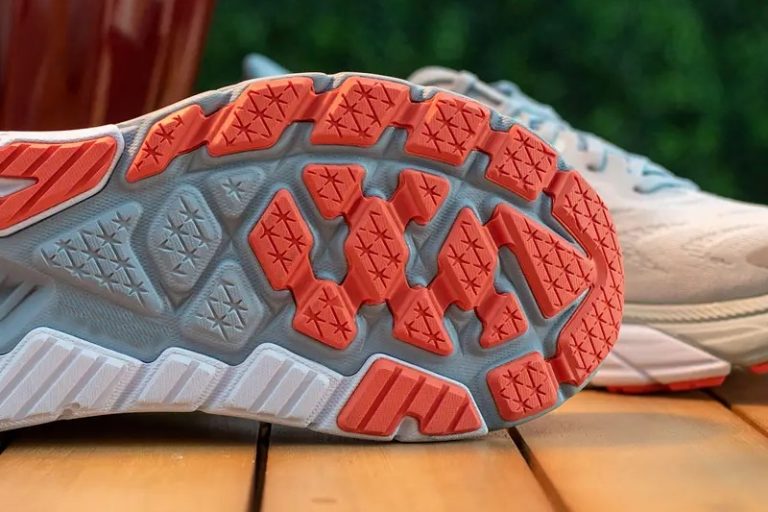 Hoka Arahi 7 Release Date & First Look | Barbells&Beards